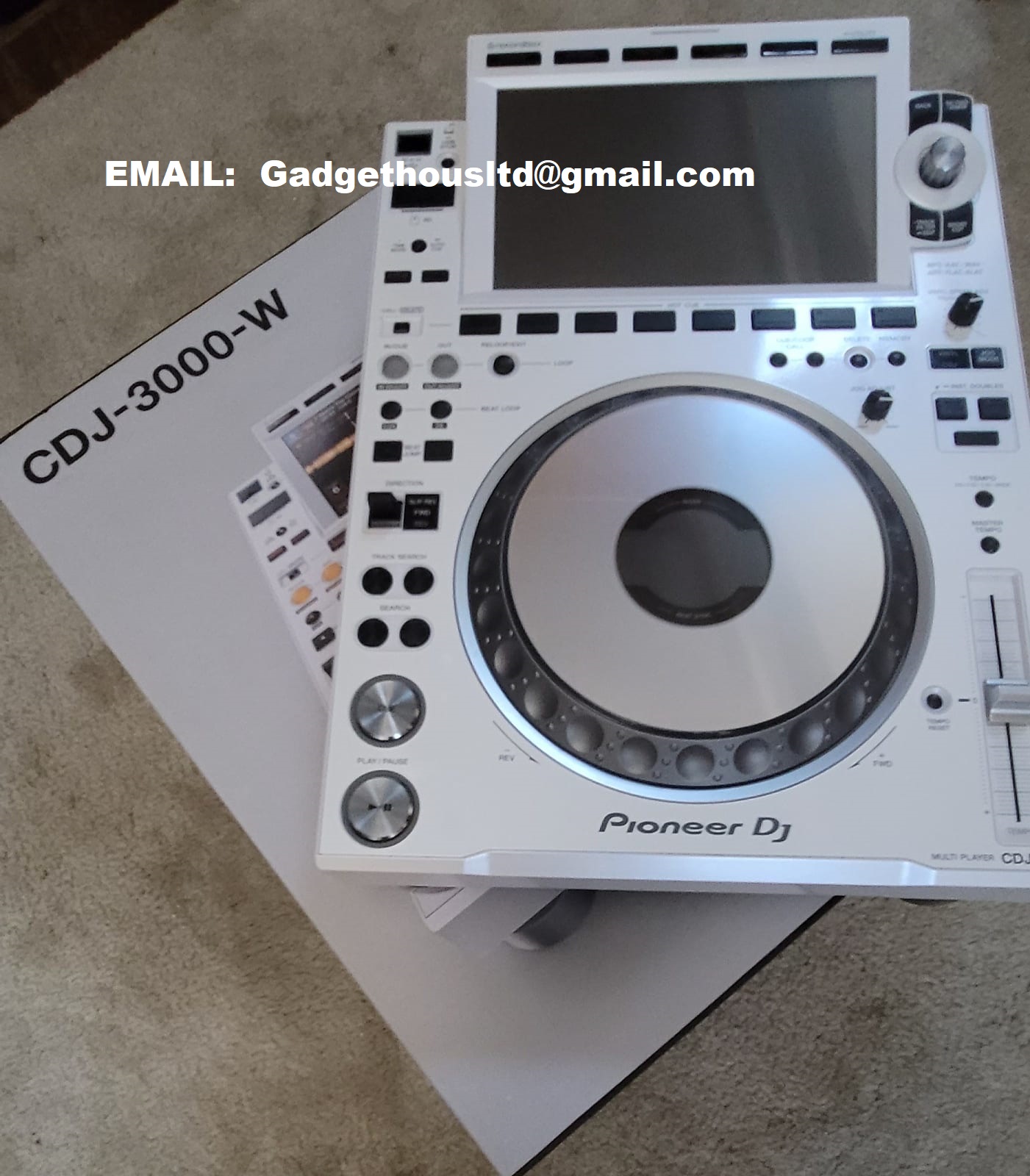Pioneer CDJ-3000, Pioneer CDJ 2000NXS2, Pioneer DJM 900NXS2,