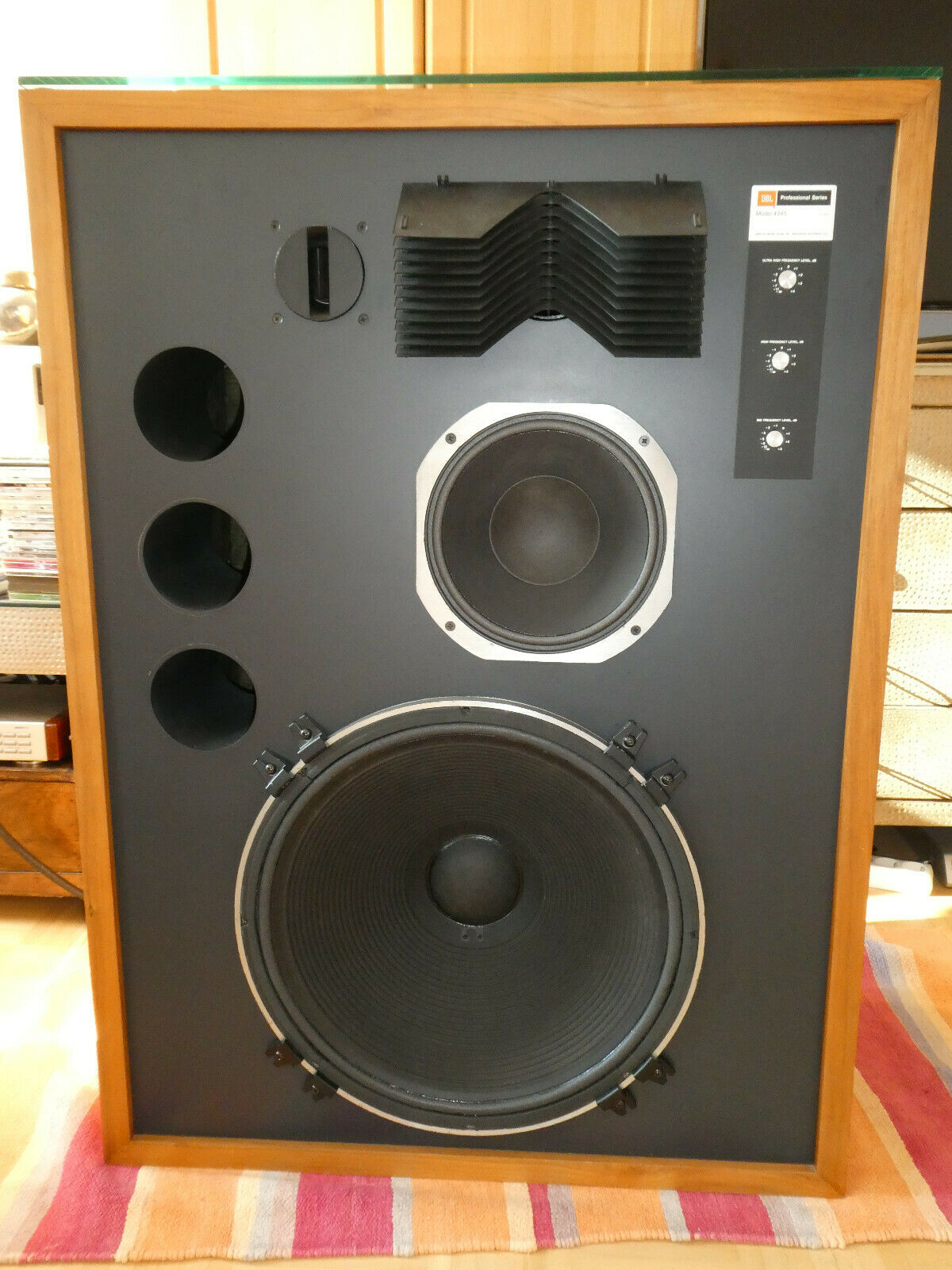 JBL 4345 Professional Studio Monitor - 4-Wege High-End-Version