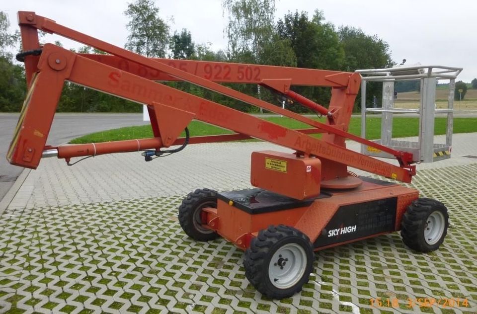 Selbstfahrender Hubsteiger von Sky High ST 100 Hubarbeitsbühne